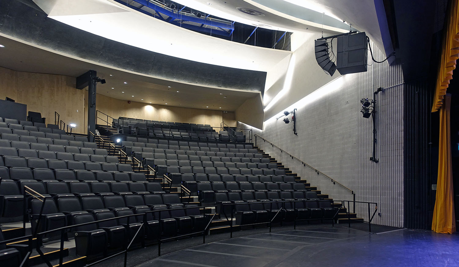 Lester B. Pearson Memorial Theatre Renovation – BDA